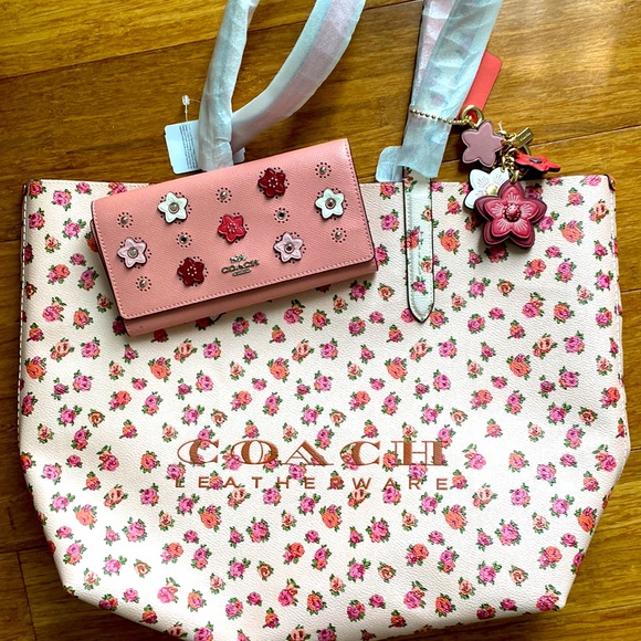 Coach | Bags | Nwt Coach Floral Leather Tote 3 Set | Poshmark